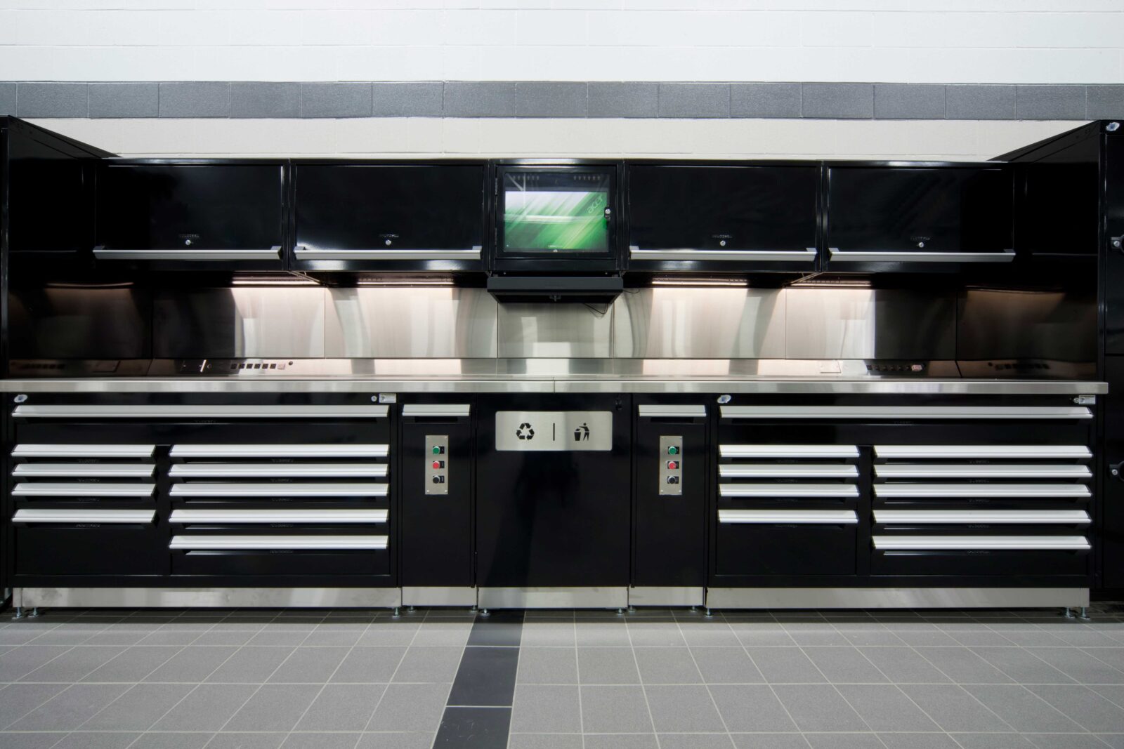 Customizable Modular Cabinets by Rousseau - ARPAC